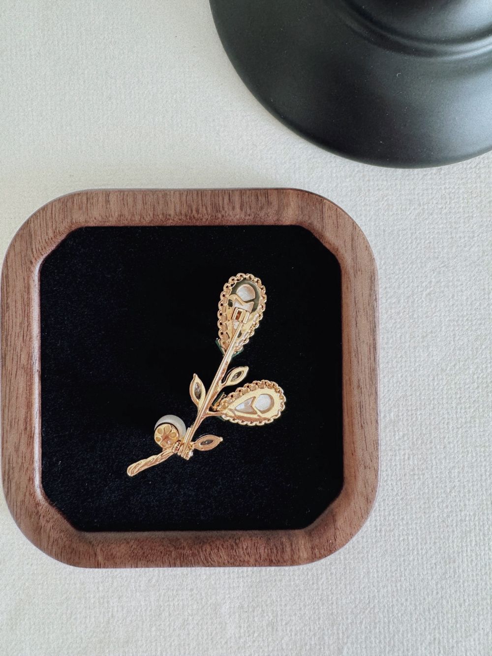 Four Season Shell Brooch – Snowdrop Spring